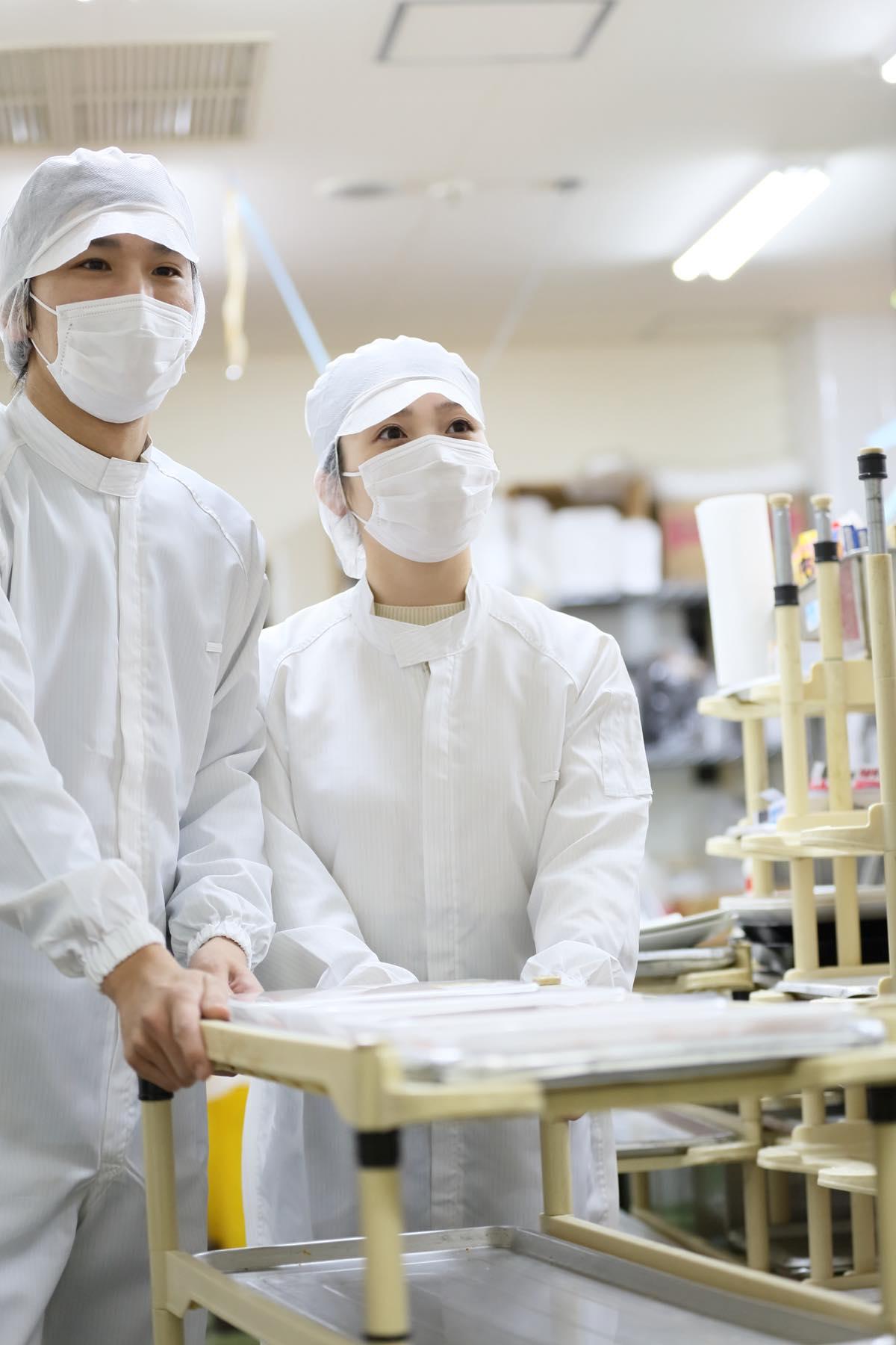 化粧品工場でのラベル張り等軽作業｜静岡県焼津市｜物流・配送・軽作業系｜梱包・仕分け・検品（ピッキング）業務｜東海道シグマ